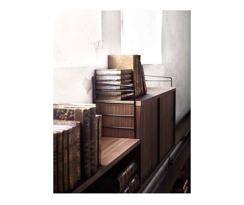 String Furniture String System -kaappi, pähkinä | Vepsäläinen