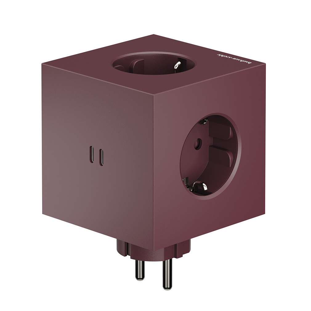 Avolt Square 2 USB-C -jatkopistorasia, mulberry red | Vepsäläinen