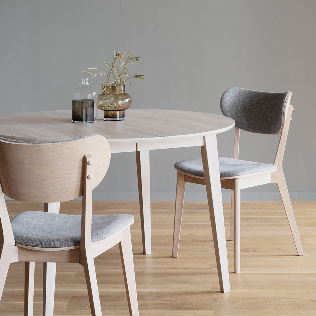 Rowico Home Kato-tuoli, vaaleanharmaa/valkolakattu tammi | Vepsäläinen